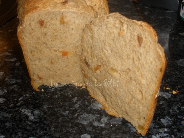La Cocina de la Silbi: PAN DE FRUTAS DESHIDRATADAS Y FRUTOS SECOS