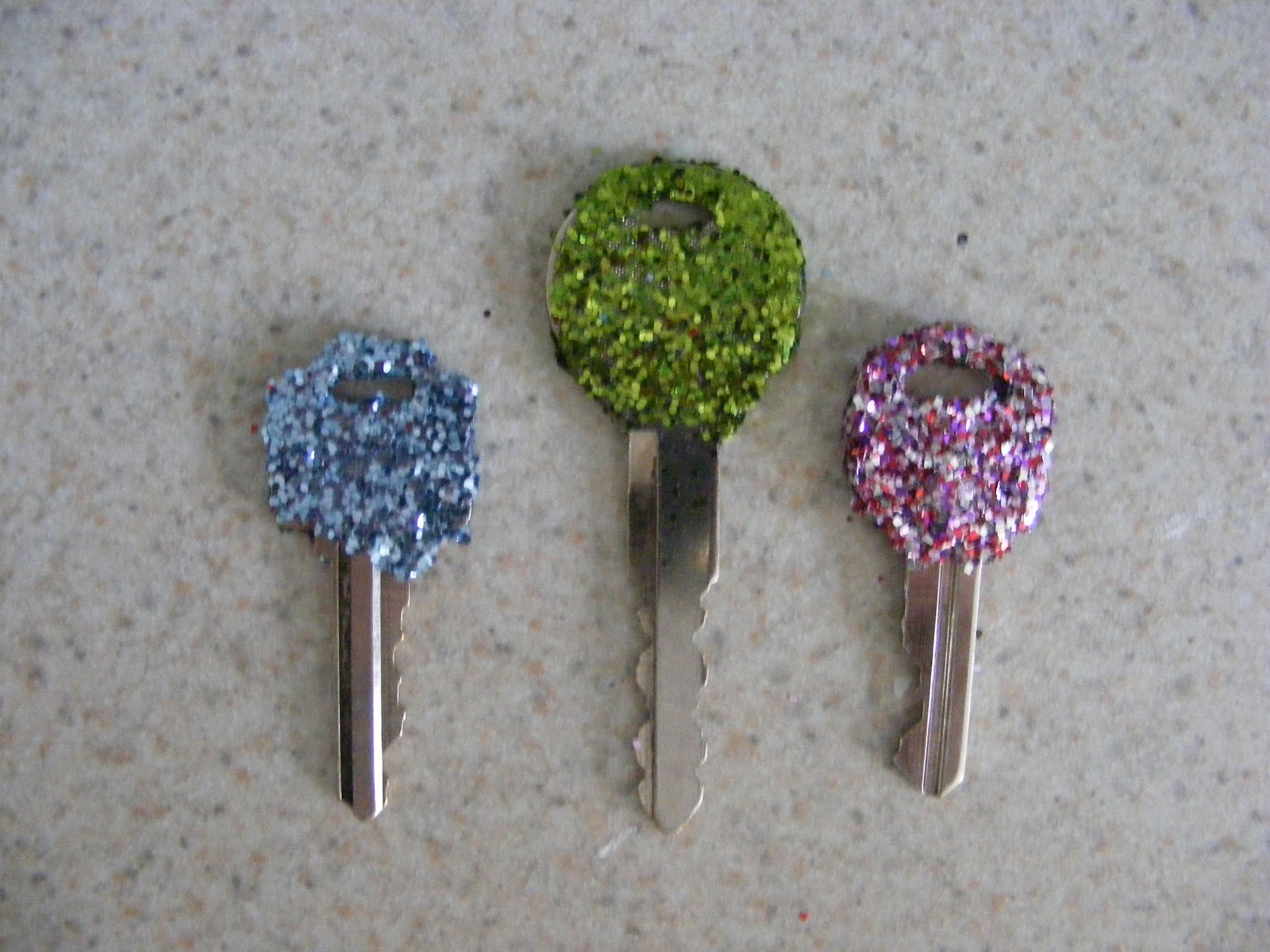 Isn't She Crafty: Shiny Key Identifier