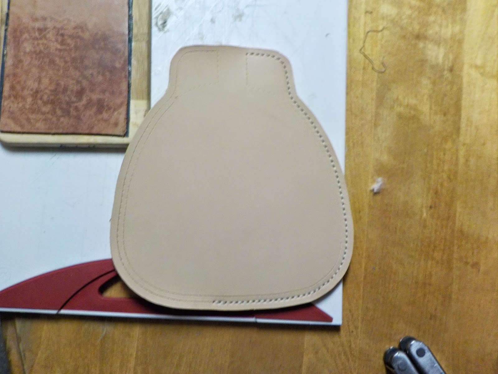 Sparrowhawk Leather: Making a Leather Flacket