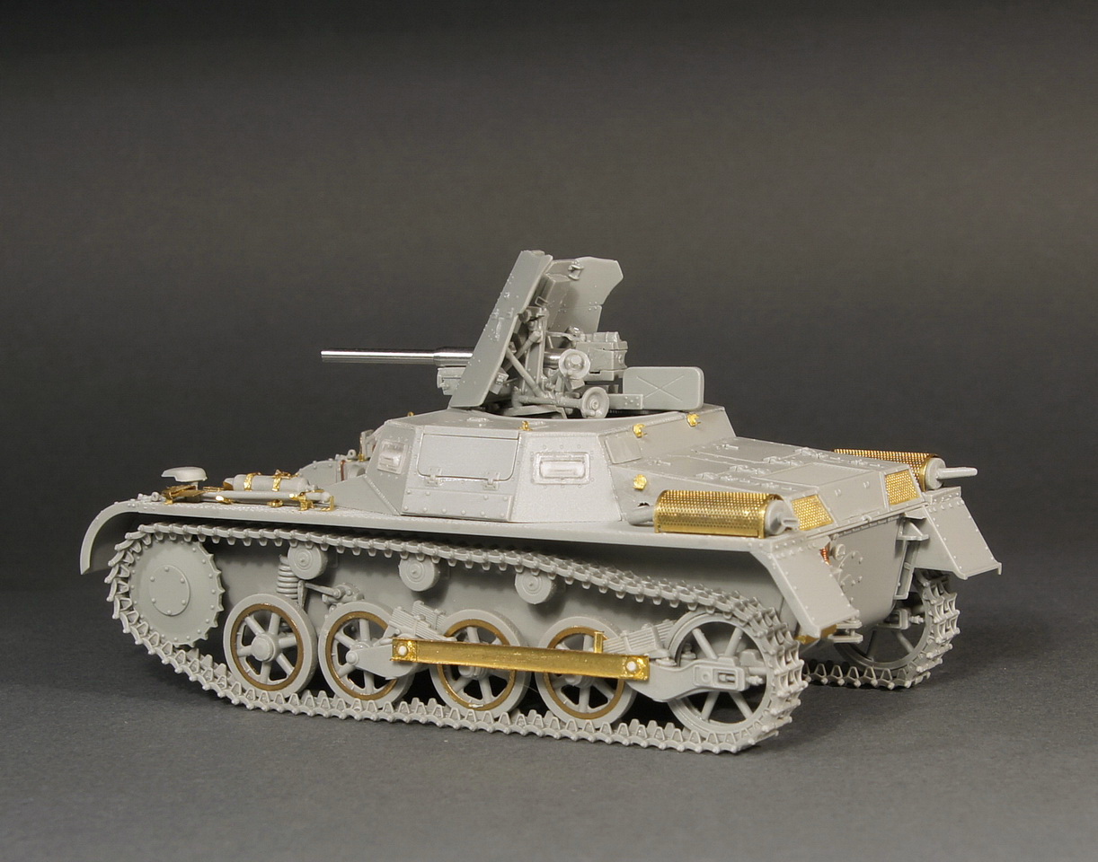 GerrardModels: Pz. Kpfw I ausf A mit pak 36 GerrardModels: Pz. Kpfw I ausf A mit pak 36