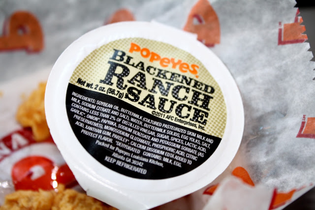 An Immovable Feast: Fast Food Review: Popeyes Dip'n Chick'n