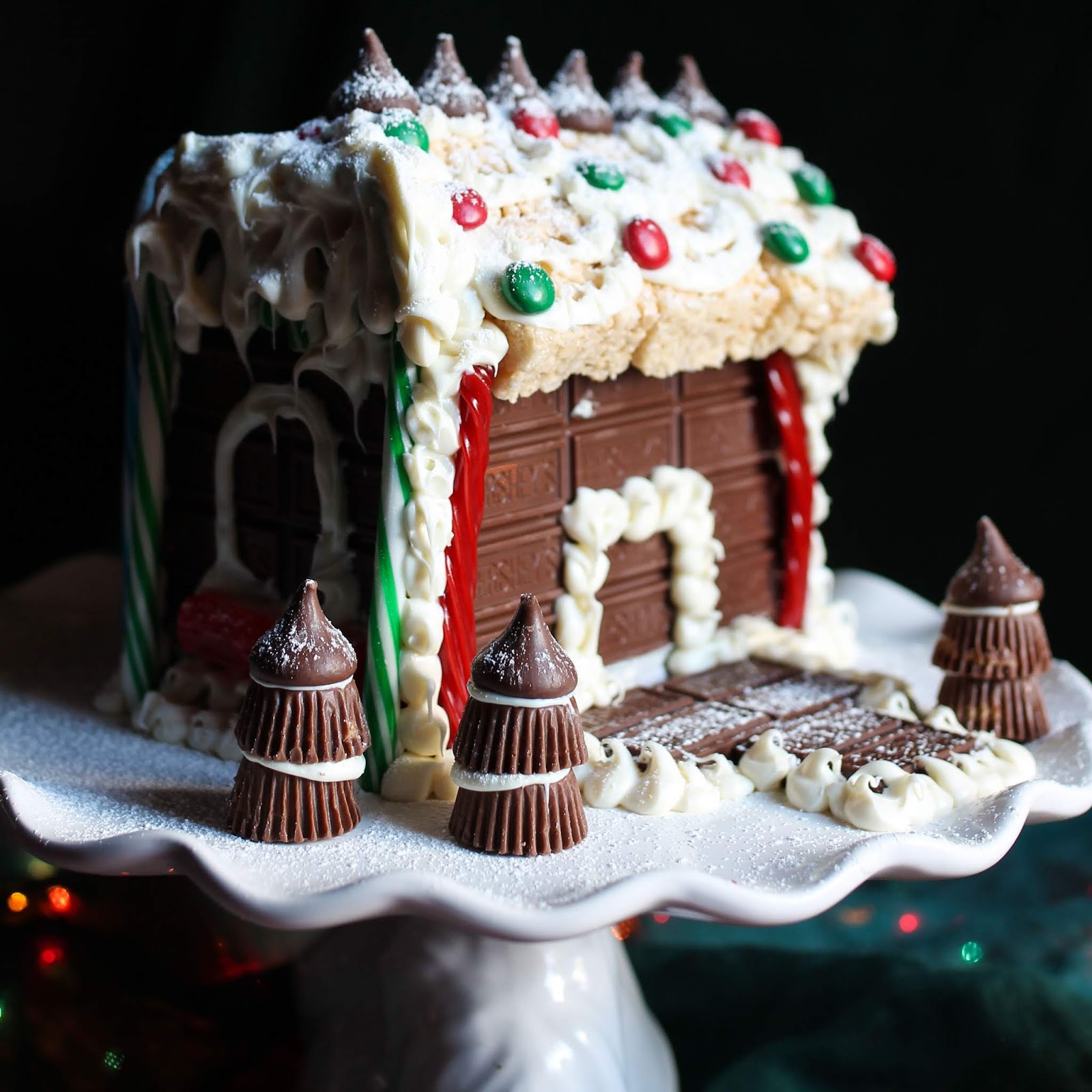 Do-It-Yourself Quick and Easy Hershey's Chocolate Candy House - TfDiaries