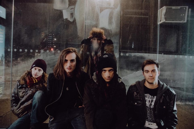 Tallah estrena el single de "L.E.D."