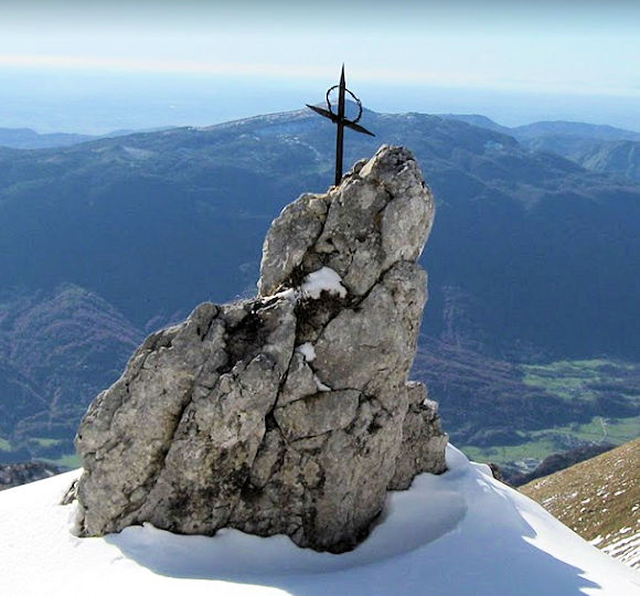 Roads to the Great War: Front Line on Mountaintops: The Krn-Batognica ...