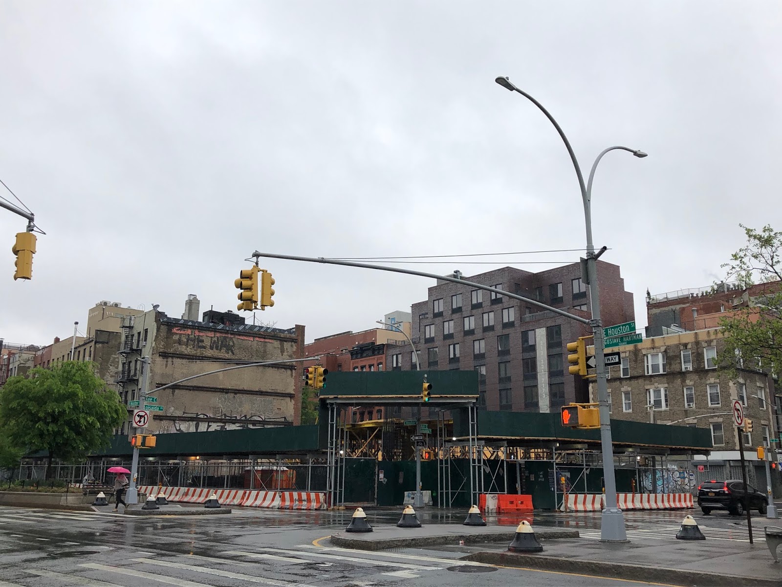 EV Grieve: 11 Avenue C finally makes first appearance above street level