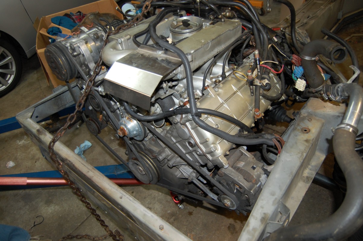 LS1 DeLorean: Removal of the original PRV engine!