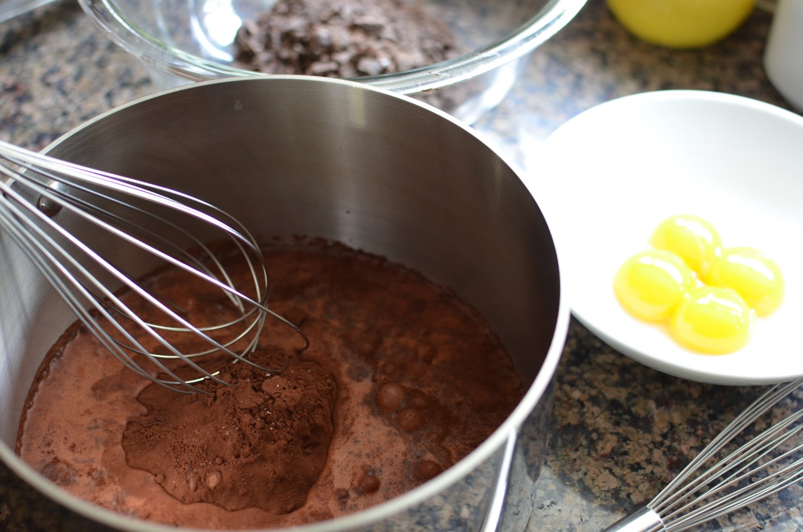 Playing with Flour: Breaking in the new ice cream maker - chocolate gelato