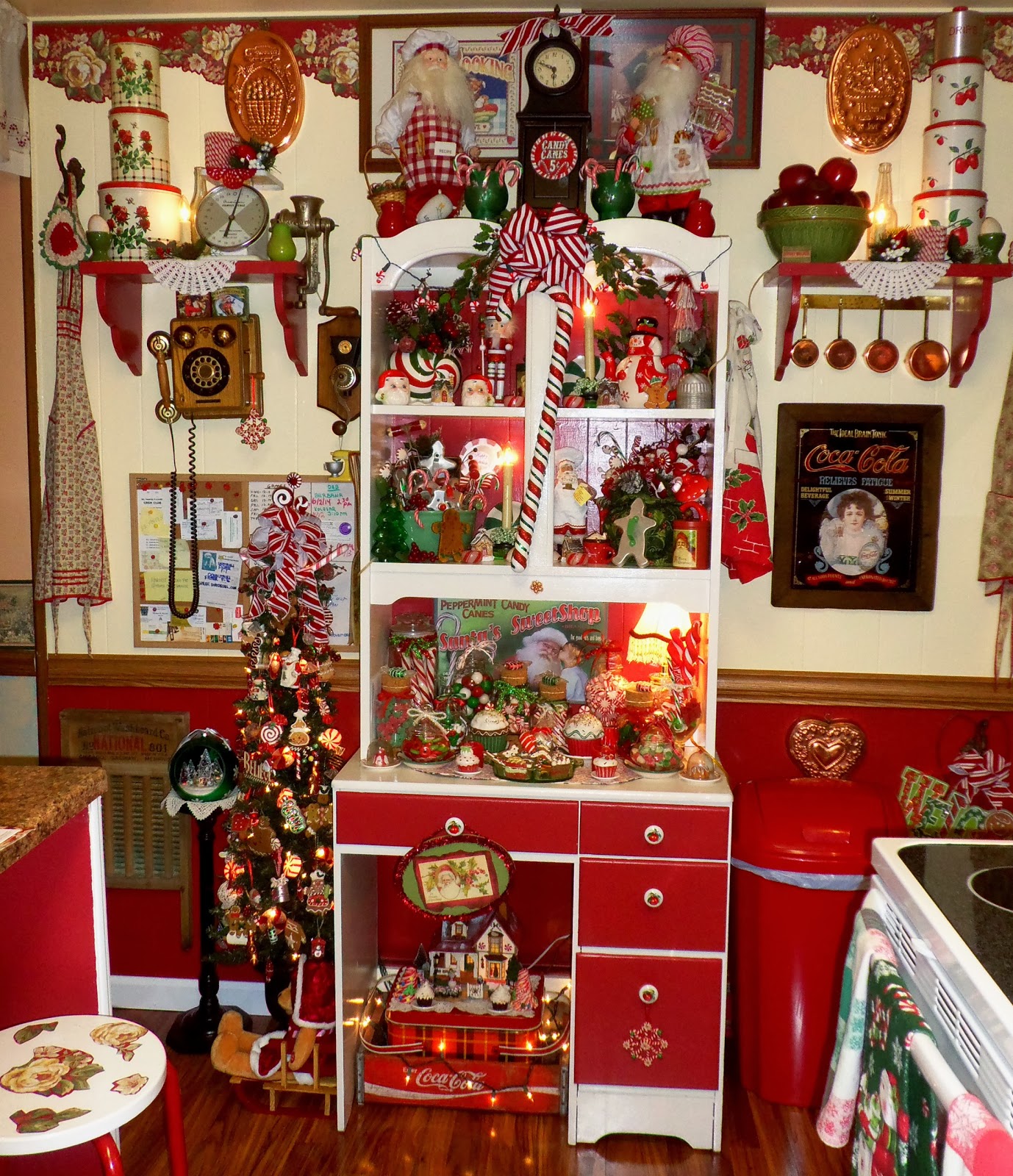 A DEBBIE-DABBLE CHRISTMAS: 2013 Christmas Home Tour, Part 4, A ...