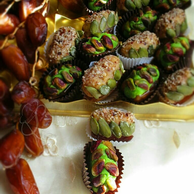 Dattes fourrées aux amandes et graines de courge