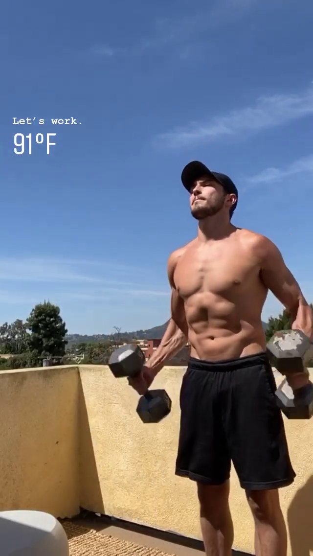 Alexis_Superfan's Shirtless Male Celebs: Robert Scott Wilson shirtless ...