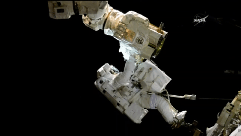 Orbiter.ch Space News: NASA Broadcasts Final Spacewalks to Upgrade ...