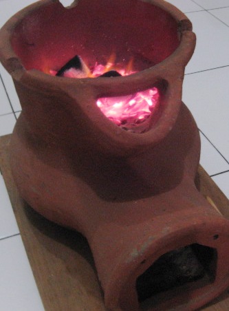 :::BLOG PRASETIJO:::: Mie Tektek, Tungku Gerabah “Turbo”