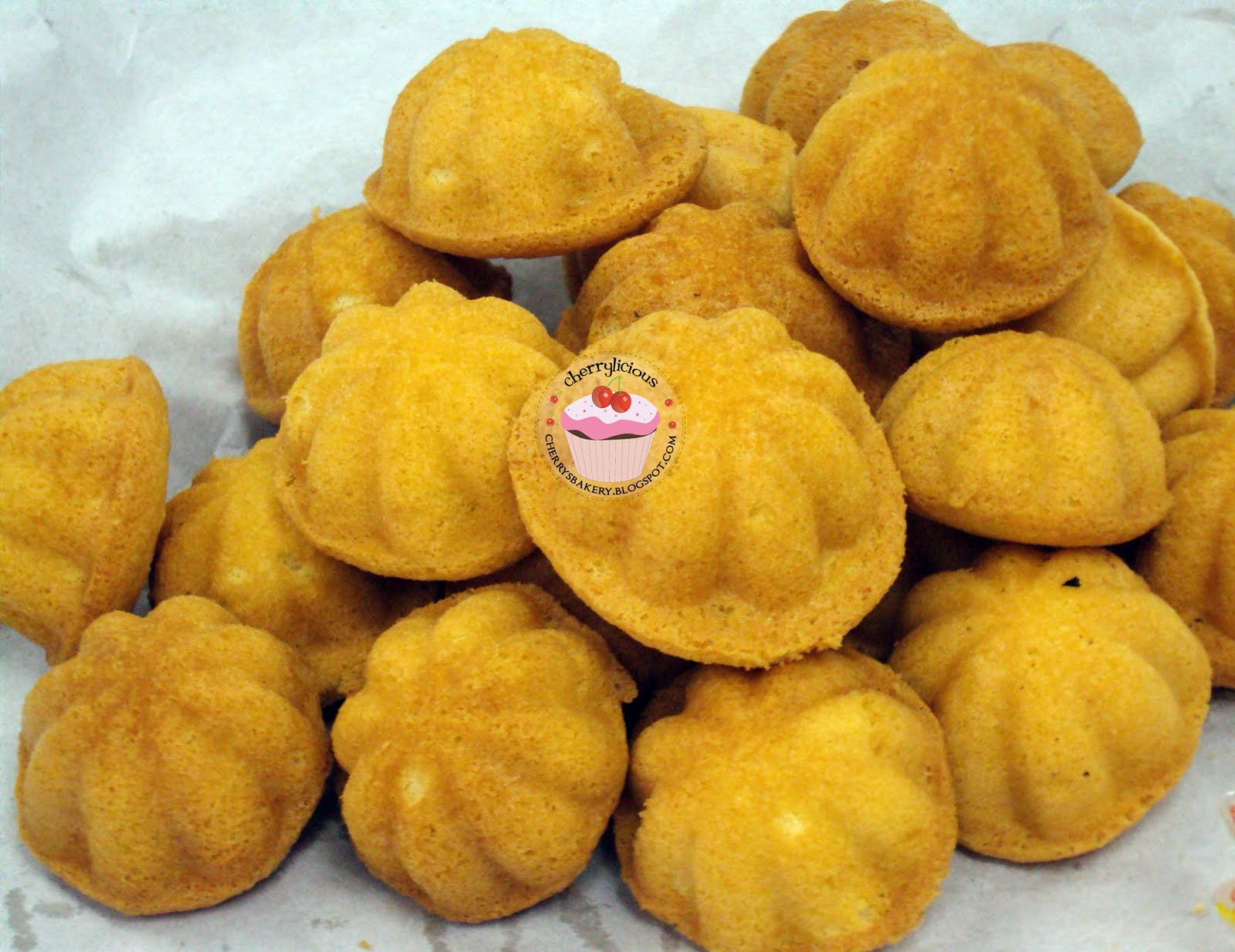 .: CHERRYLICIOUS :.: Bahulu