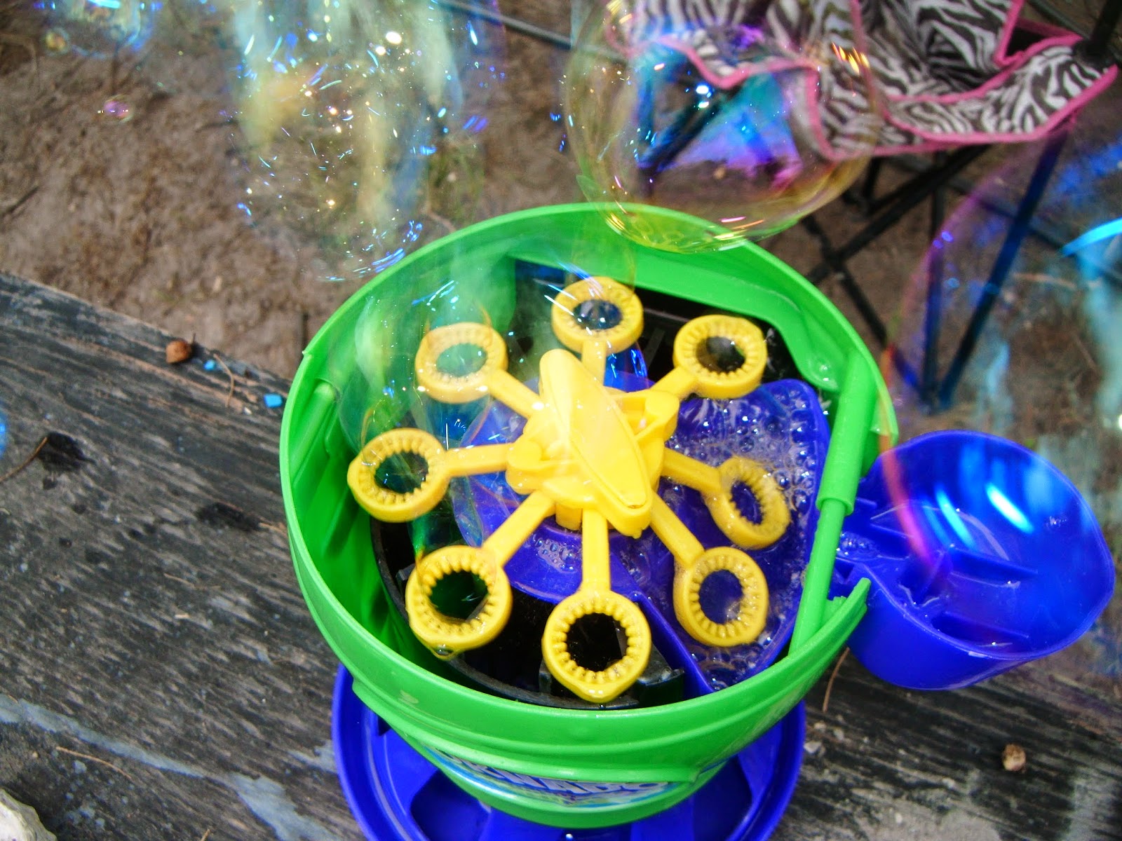 The ABCD Diaries: Celebrate National Bubble Week with Gazillion Bubbles!