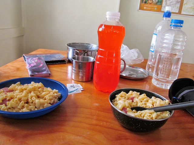 Tramping in the New Zealand backcountry: NZ Bush Adventures: Tramping ...