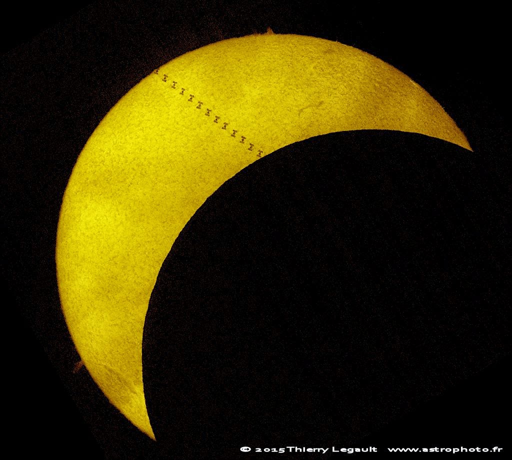 daily timewaster: Double eclipse, of a sort, but very unique