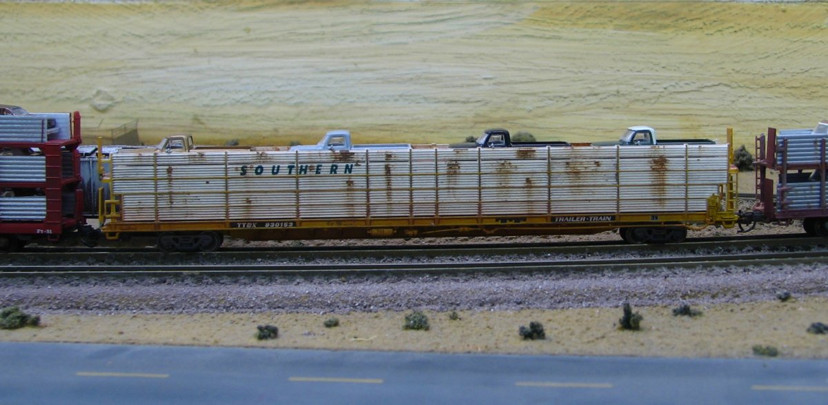 Needles Division Santa Fe RR N Scale: 1981 N Scale Auto Rack led by ...