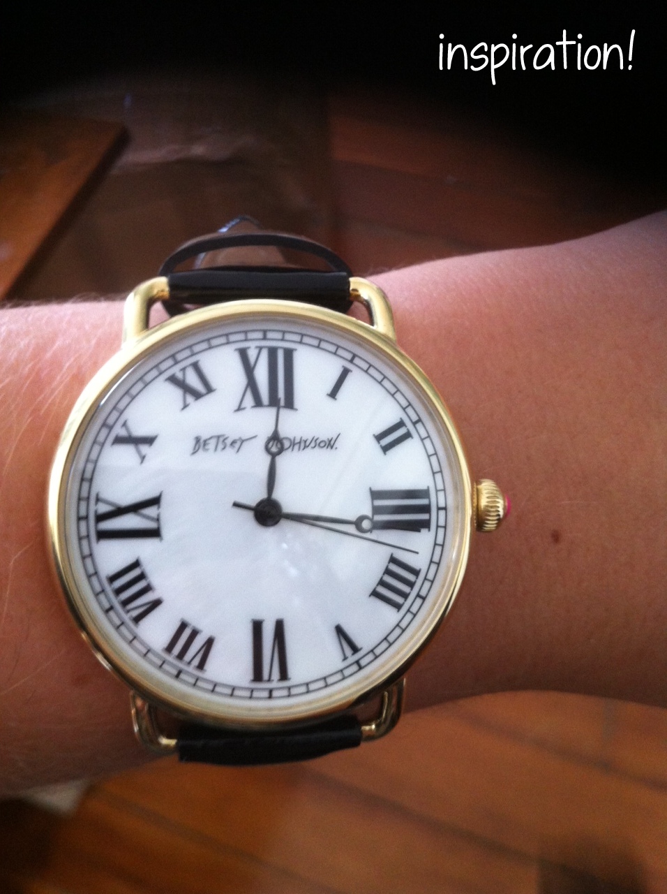 sugartotdesigns: Clock Face Table Makeover