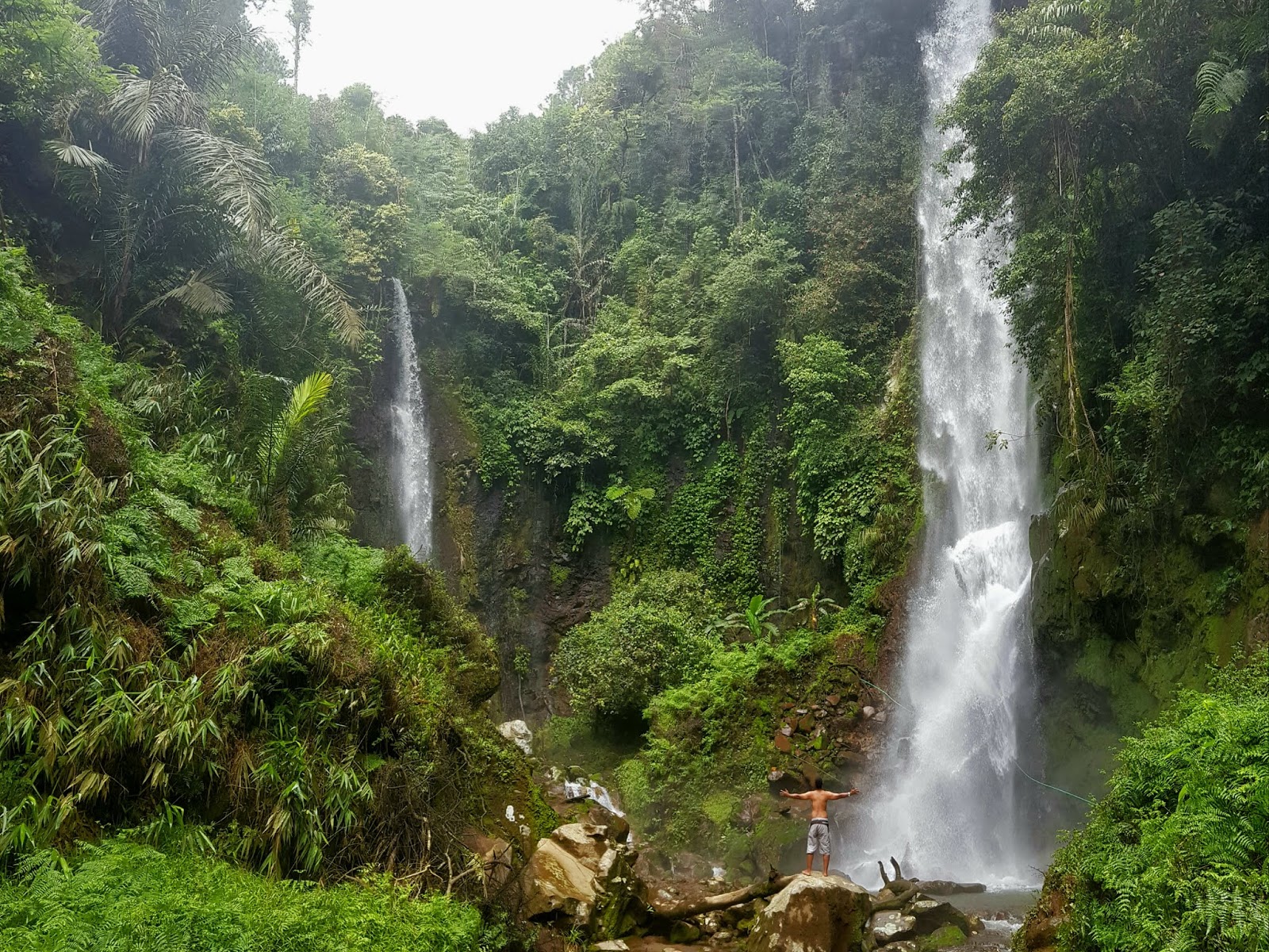 Wisata Indonesia: Jelajah Tasikmalaya Bagian 1: Curug Badak dan Curug ...