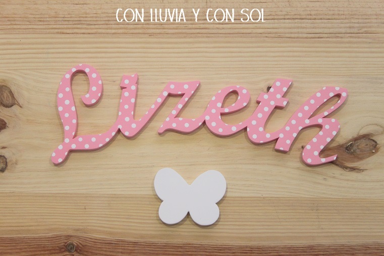 Con lluvia y con sol: NOMBRES DE MADERA PARA PARED Y PUERTA DECORADOS ...