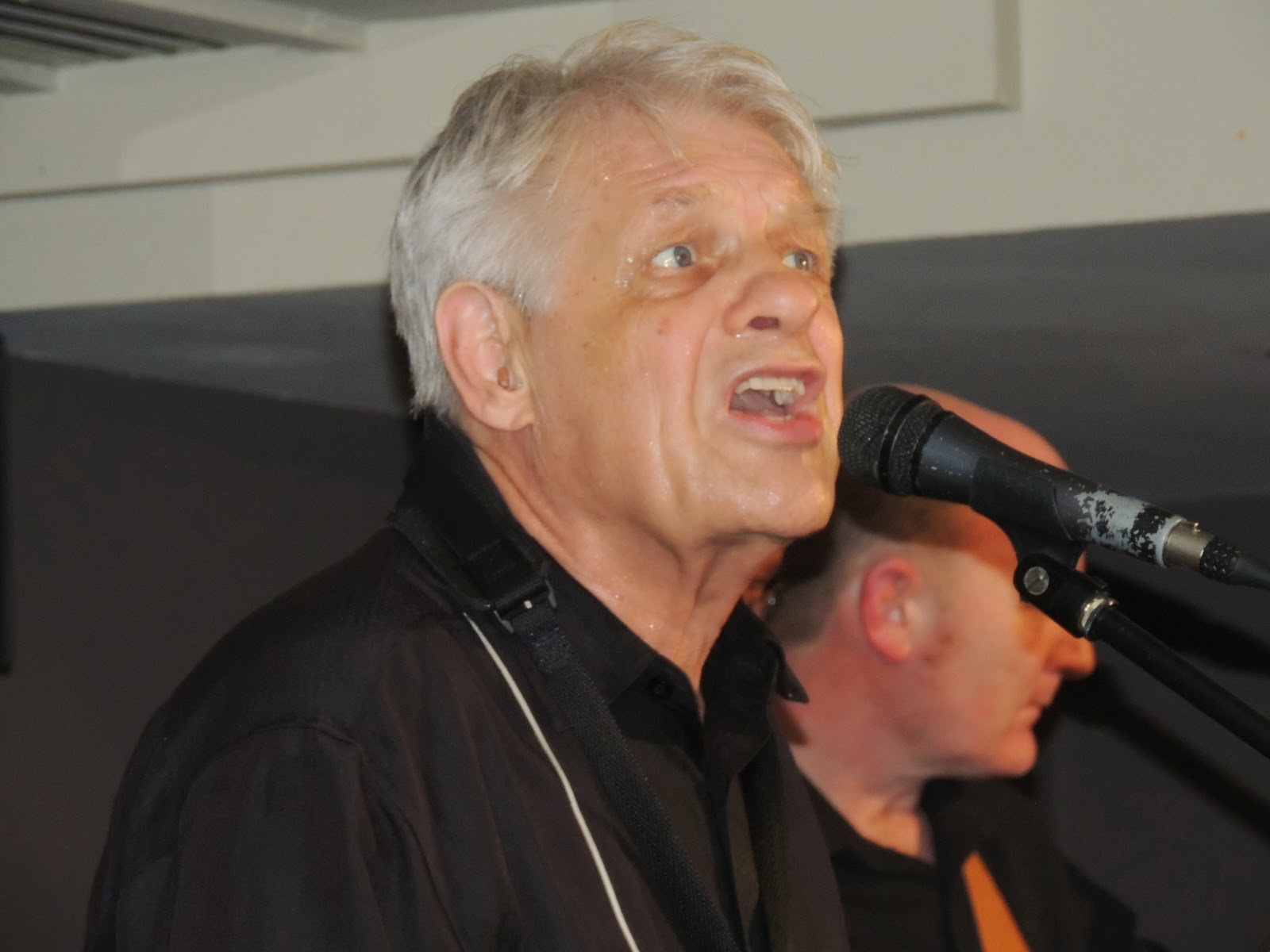 The Vinyl Word: Roddy Jackson rocks in London