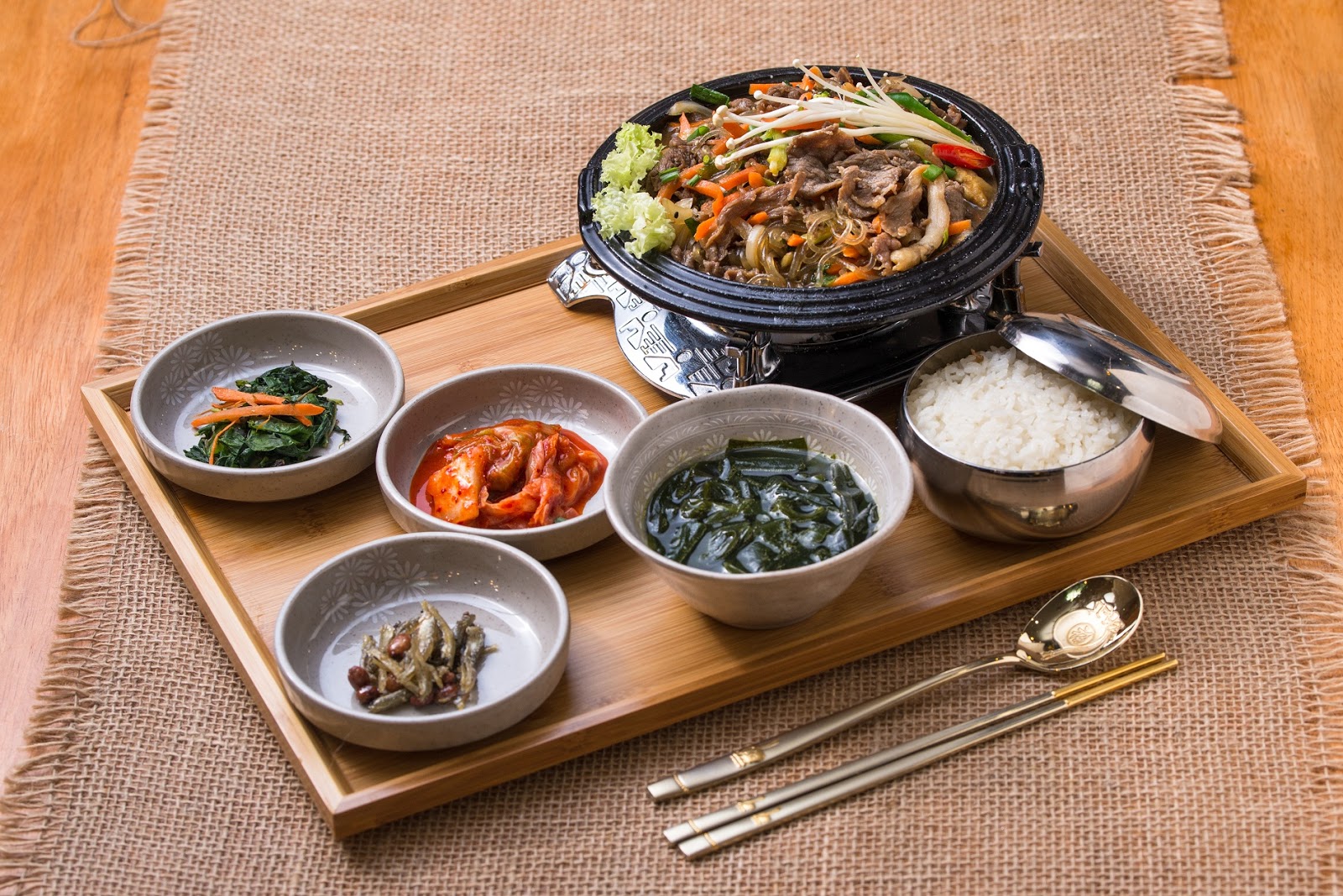 Oiso Korean Traditional Cuisine & Café 7th Anniversary Outlet