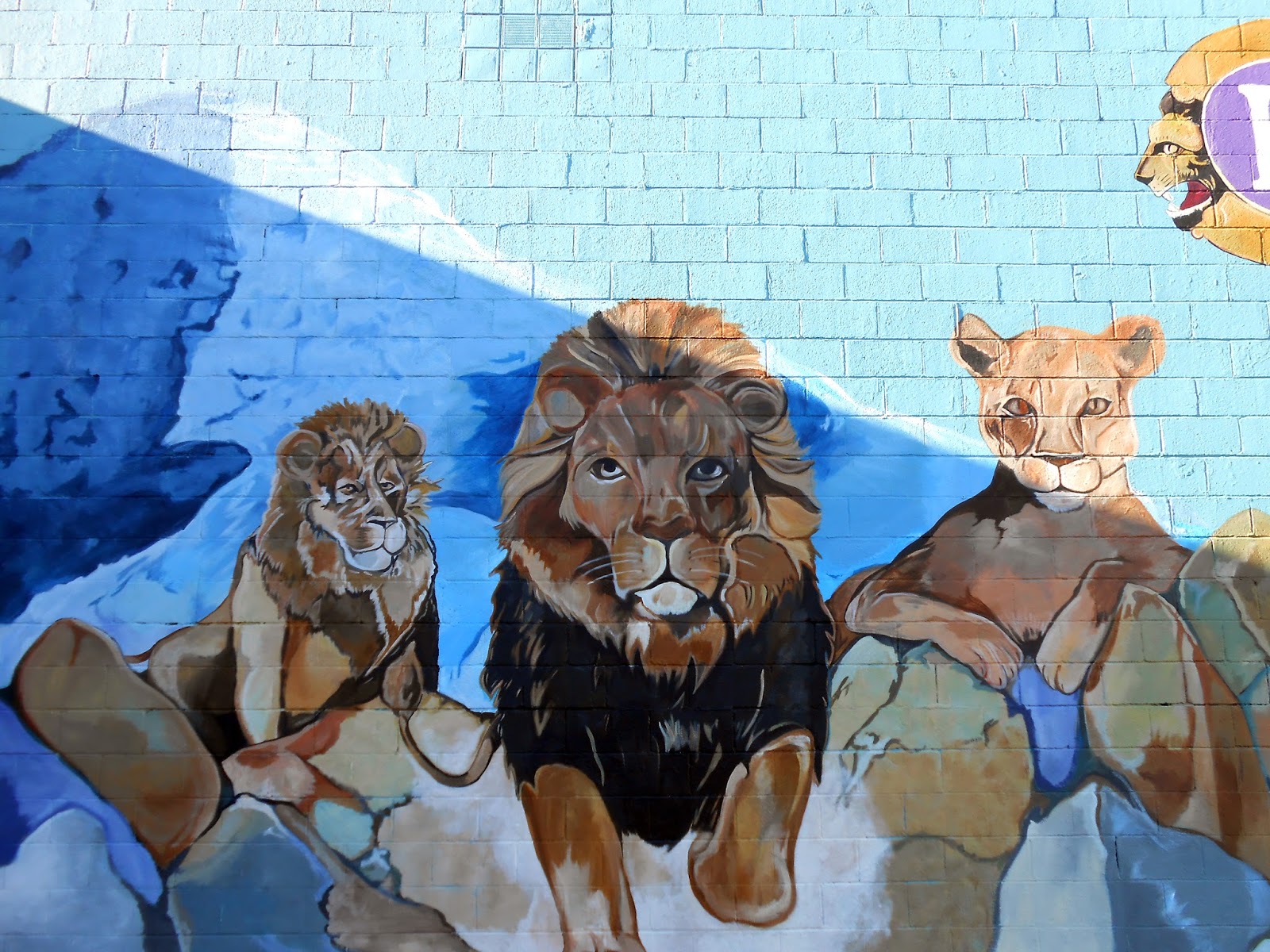 Xavier : A Place for my Art: A quick look at some of my murals!