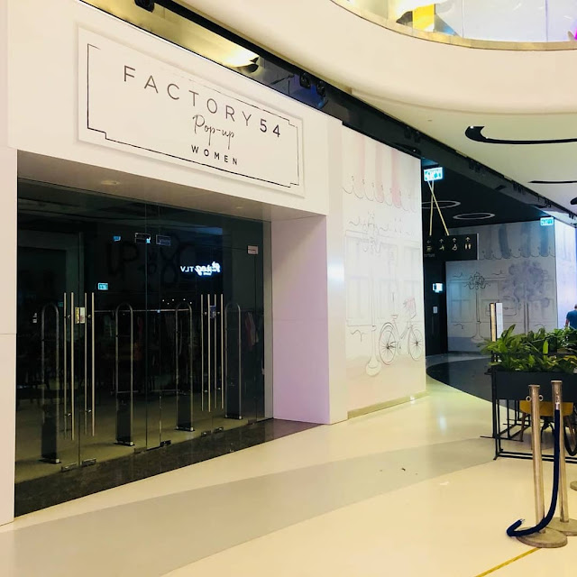 Window Display Illustration of Paris Chic created by Talia Zoref for ...