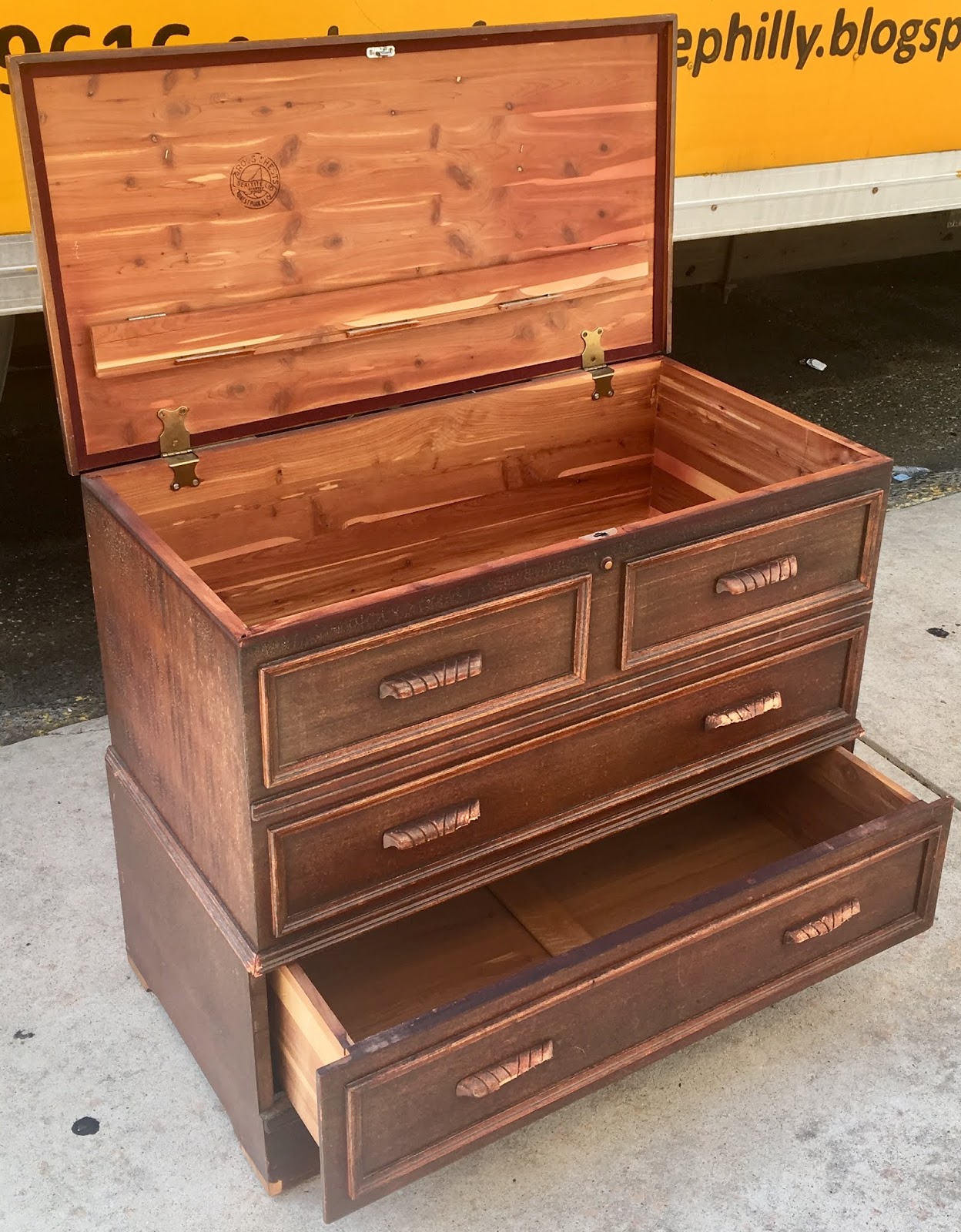 Uhuru Furniture & Collectibles: REDUCED Roos Chests Cedar Trunk with ...