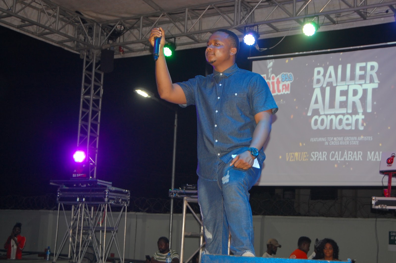 Calabar based radio station Hit 95.9 FM gives free fuel, hosts concert ...