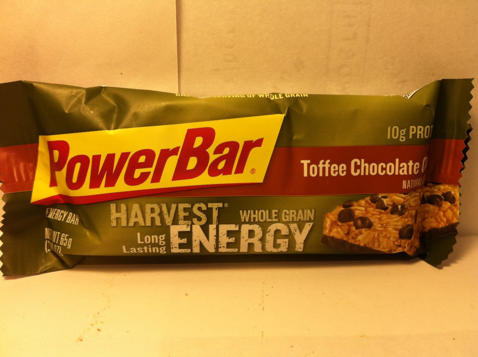 Crazy Food Dude: Review: PowerBar Harvest Toffee Chocolate Chip Energy Bar