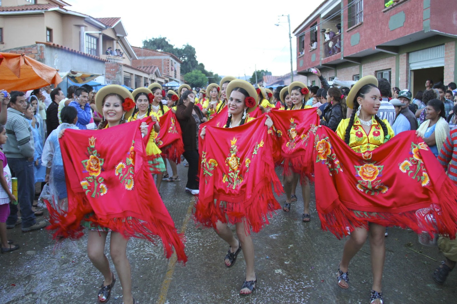 BOLIVIA JAMAS RENUNCIARA A SU MAR..!!!: TARIJA, EN BOLIVIA, INVITA A ...