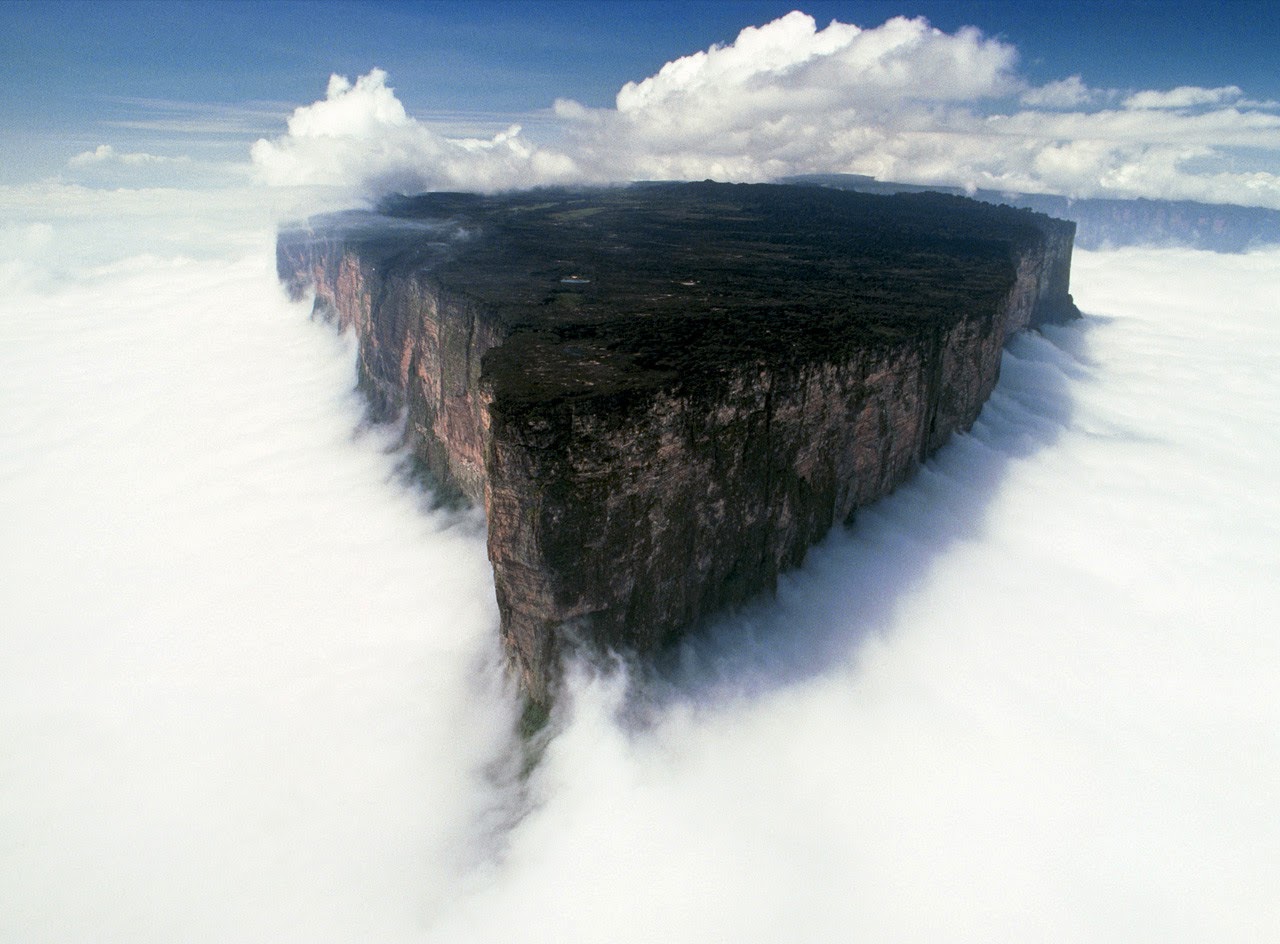 MOUNT RORAIMA, TEPUI PLATEAU, SOUTH AMERICA