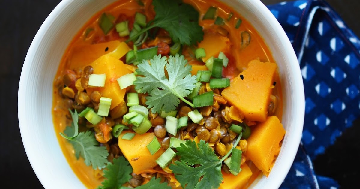 DILLIÄ JA PIPARJUURTA: Lämmittävä kookoksinen linssi-kurpitsacurry (GF, V)