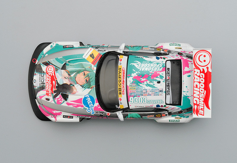 zmilanime-explode: BMW Z4 - Hatsune Miku GOODSMILE - Sepang Champion ...