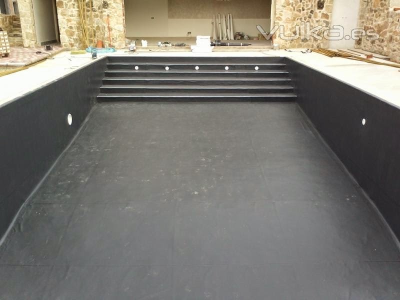 De Piscinas: El color adecuado para tu piscina