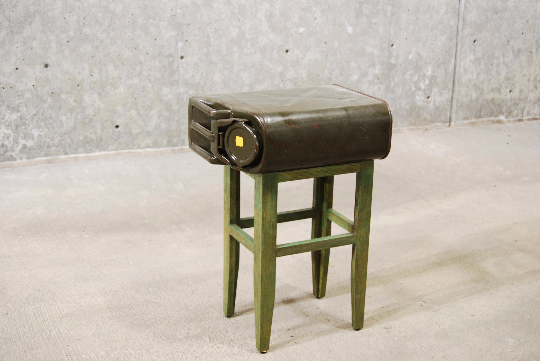 The Old Raven Workshop: Jerry Can Table