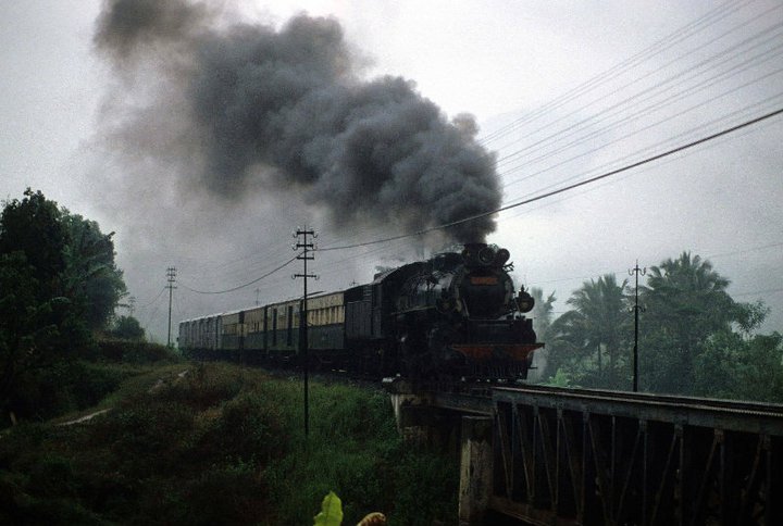 The Legend of Indonesian Mallet Locomotives ~ Catatan Sejarah