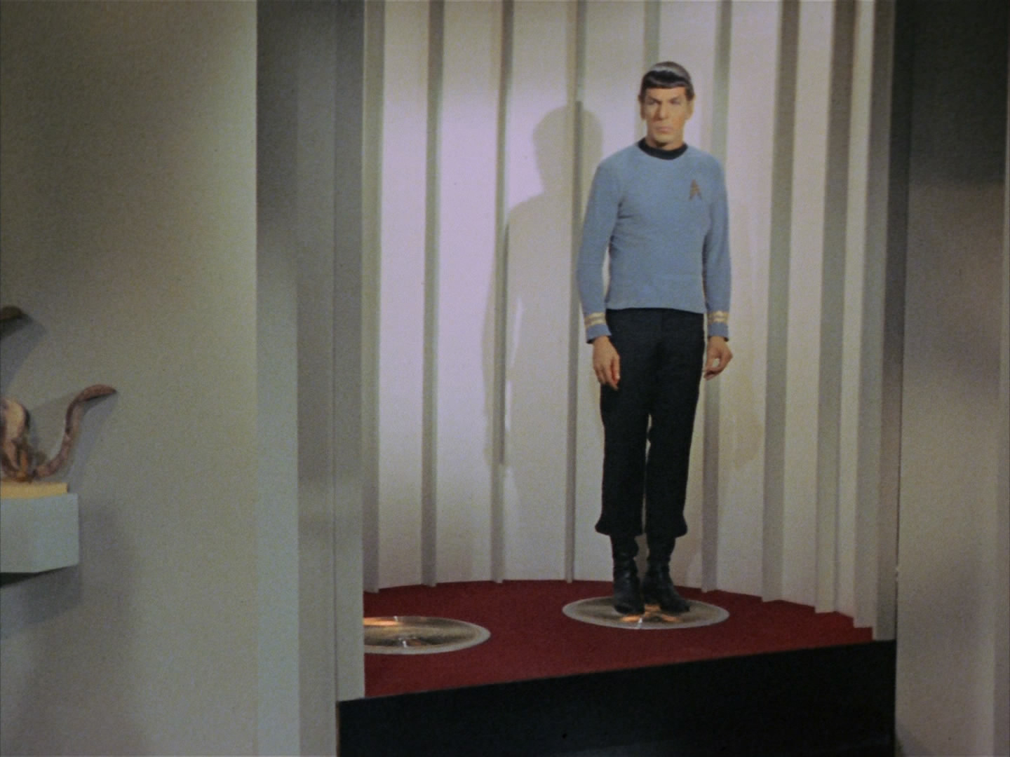 Realm Of Retro : STAR TREK Transporter console