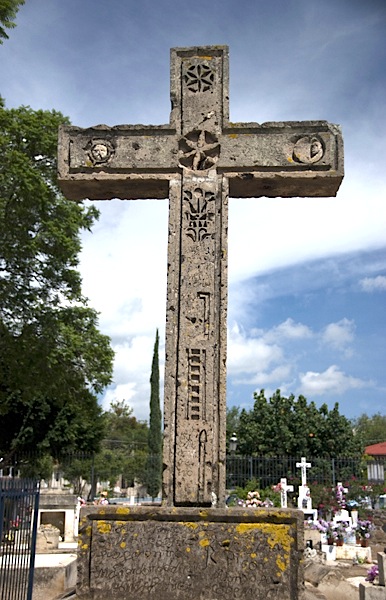 colonialmexico: The Crosses of Cajititlan