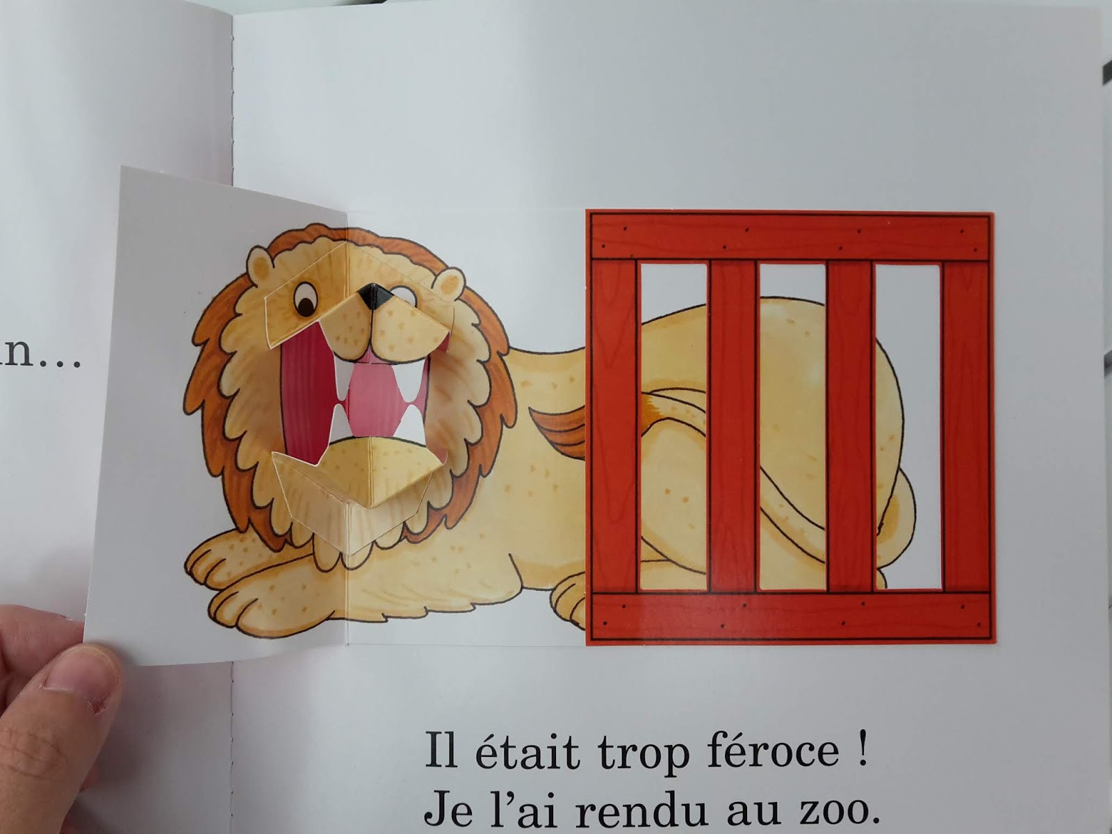 Sous le feuillage: Cher zoo de Rod Campbell - Le livre pop-up ♥ ♥ ♥