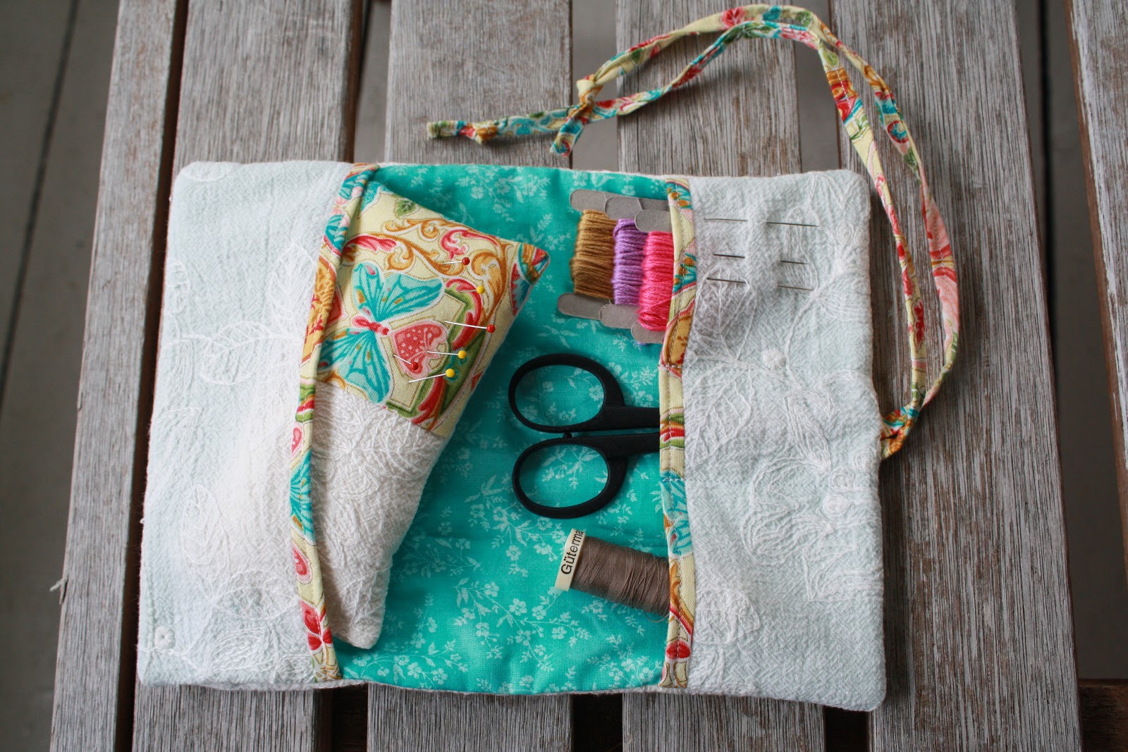 Simple Things Notebook Week Of Handmade Simple Sewing Ideas Day 1 simple-things-notebook-week-of-handmade-simple-sewing-ideas-day-1