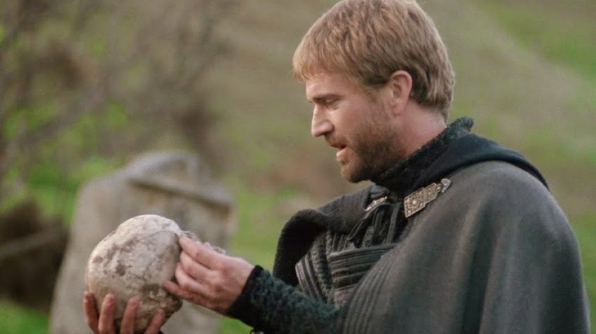 Roman's Movie Reviews and Musings: Hamlet (1990)