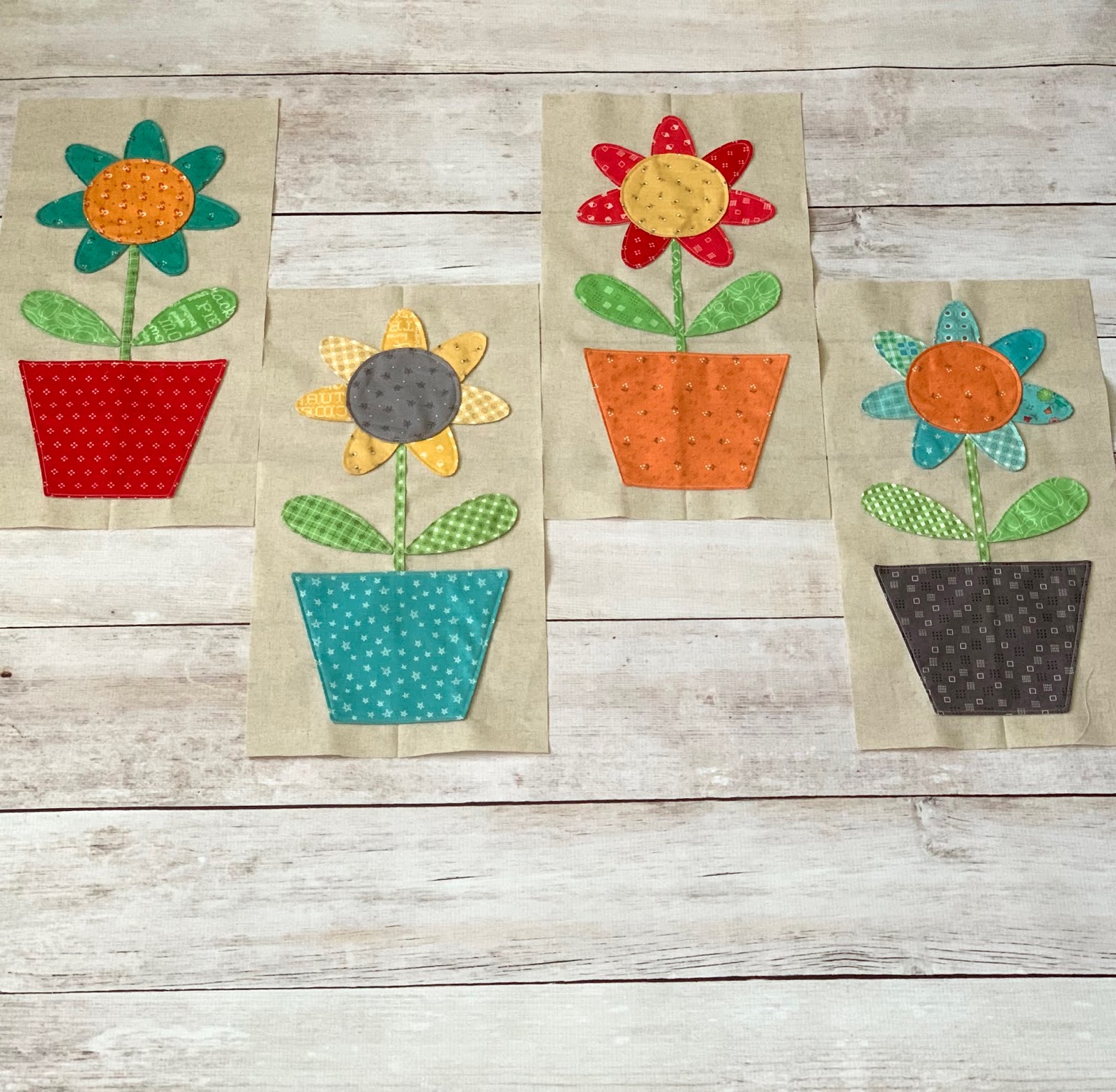 Bee In My Bonnet: Fall Flower Pots Quilt Tutorial!!