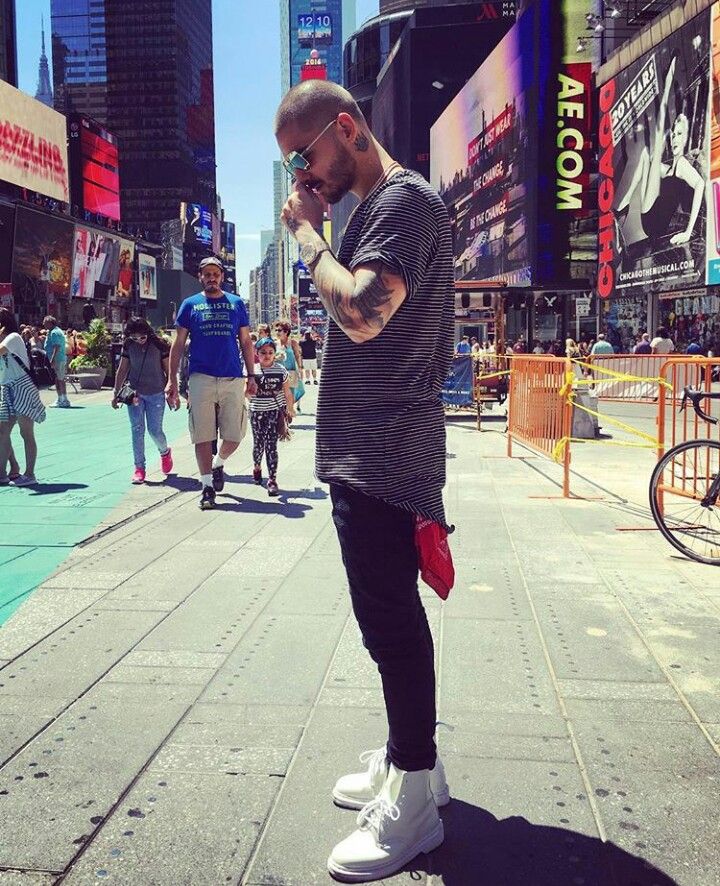 Macho Moda - Blog de Moda Masculina: MALUMA: 10 Looks do Artista, pra ...
