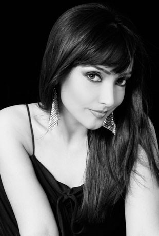 Pakistani Model Amna karim Biography & Latest Pictures - Pakistani ...