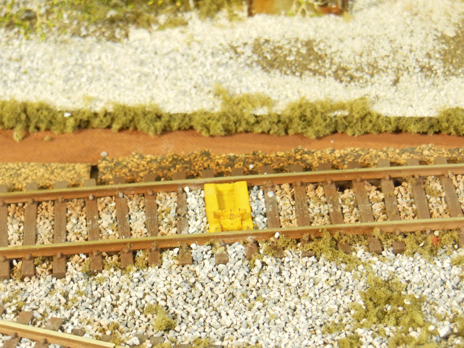 JSSX Railway: GLX Scale Models Derail Detail