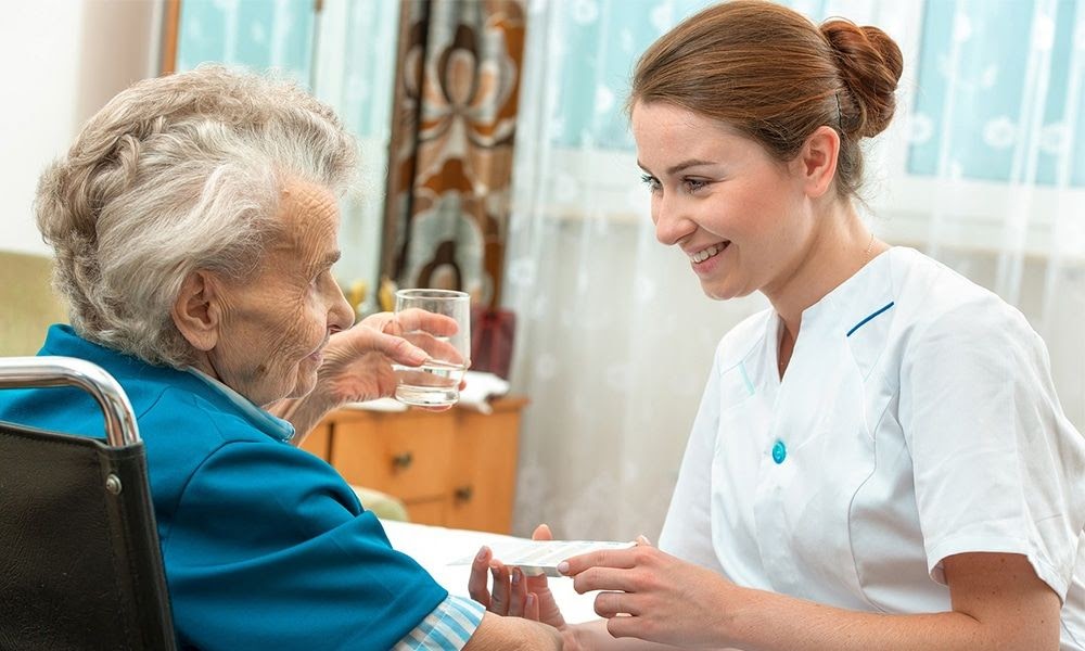 ¿Cuáles son las ventajas del cuidado de pacientes a domicilio? - Nurse ...
