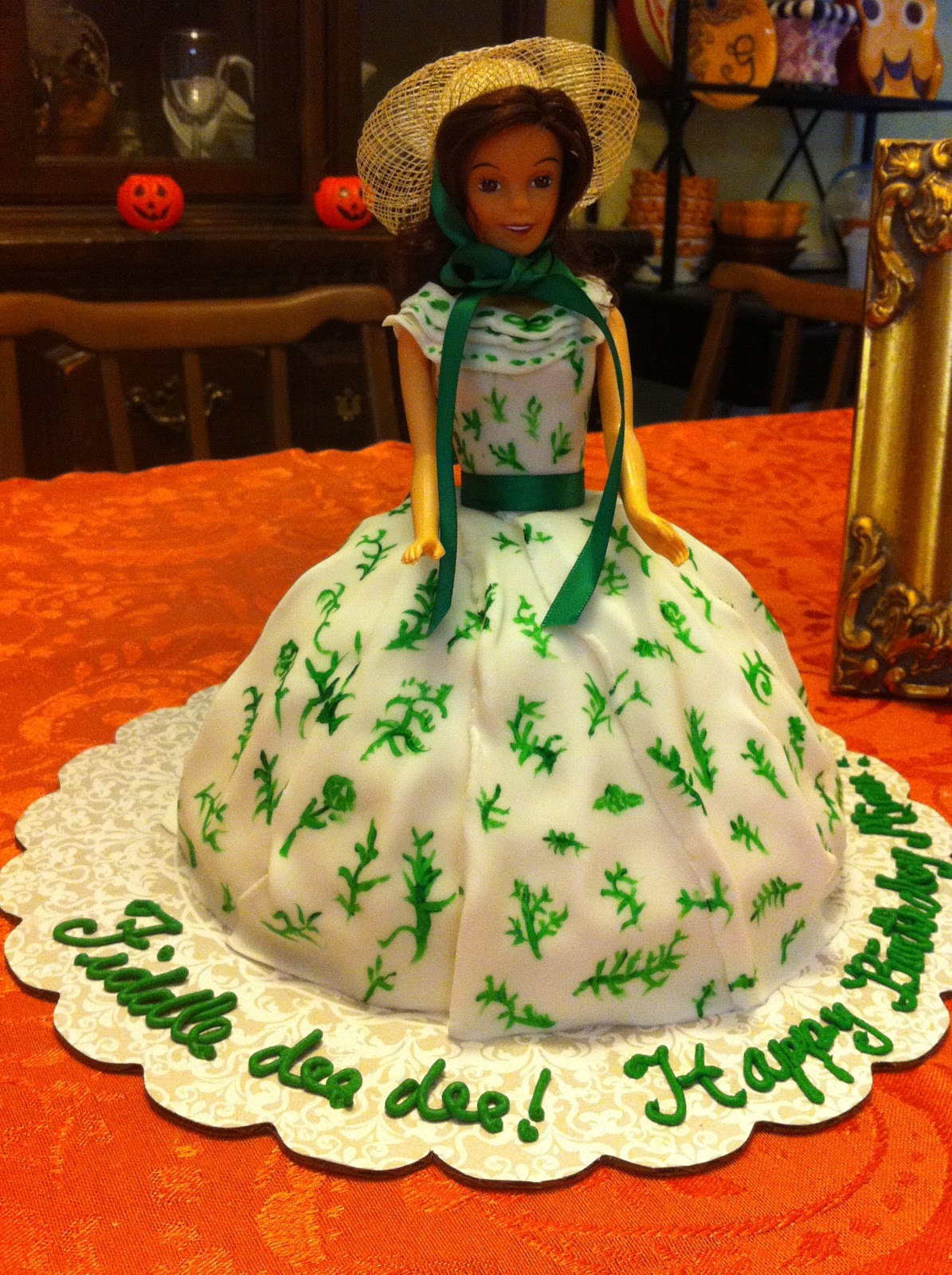 Gingerly Created Confections: Scarlett O' Hara Cake