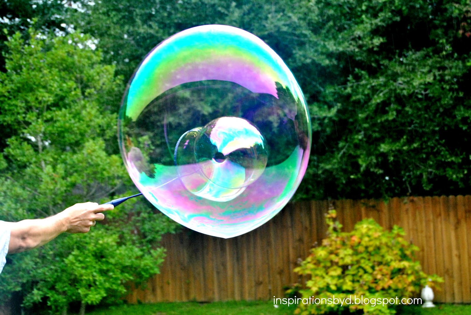 Inspirations by D: Large Homemade Bubbles